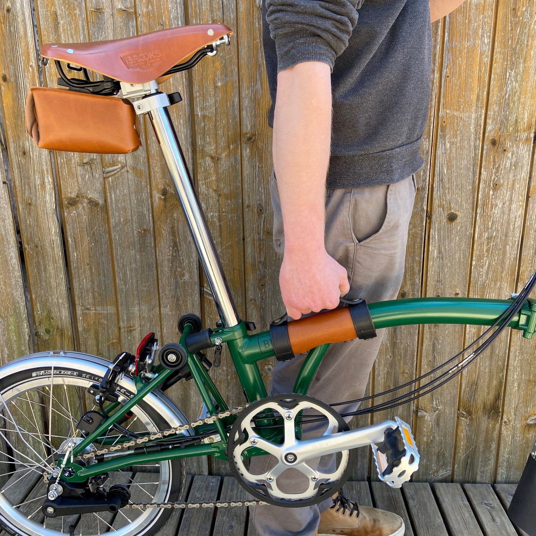 Leather Brompton Carry Handle - carry your bike in style – Souma Leather